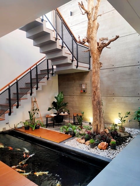 Inspirasi Inner court Buat Suasana Rumah Semakin Sejuk dan Terang ...